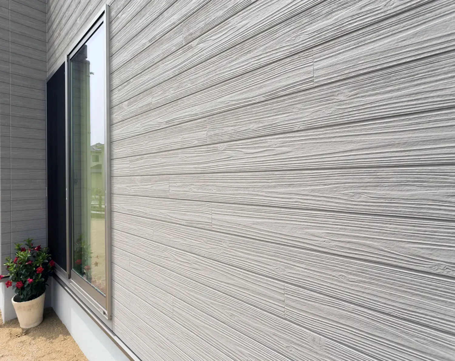 CERACLAD Ceramic-Coated Fiber Cement Siding - Modern Materials